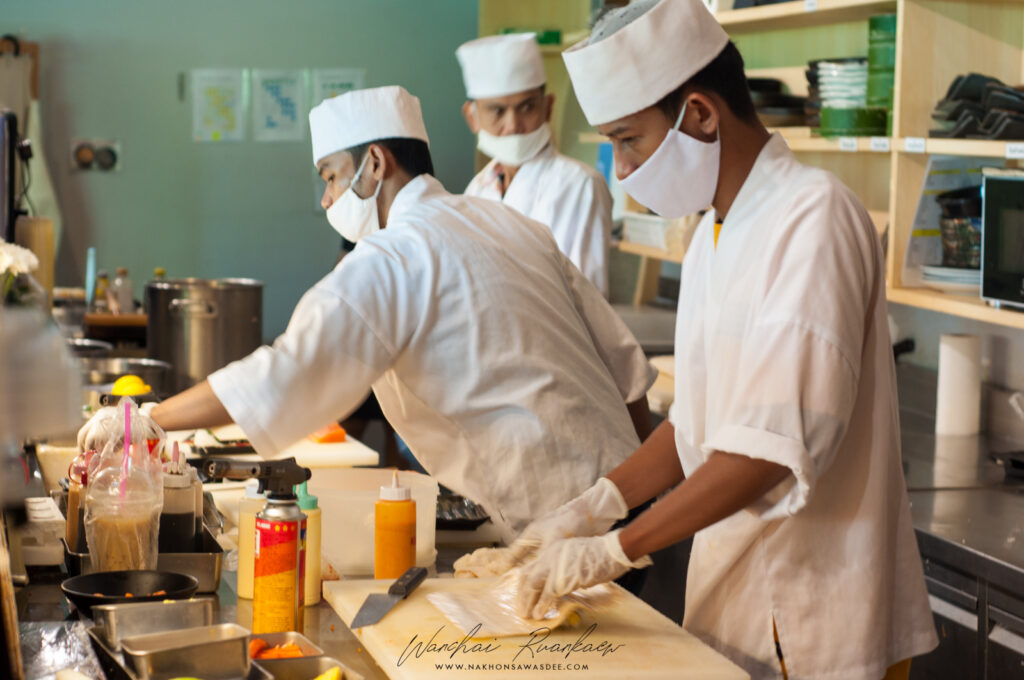 ญี่ปุ่น เกาหลี คอฟฟี่ ครบที่ Pinery Ville ถ.เทิดพระเกียรติ - สวัสดี ...